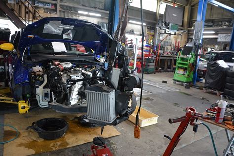 アバルト595 ピスタ をアドレナリン放出車に アバルト ピスタ 軽量フライホイールの組付け Red Pointレッドポイント