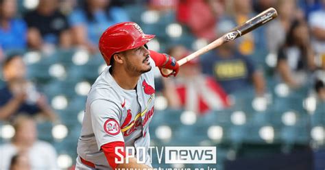 김혜성에 대형 폭탄 떨어지나… 다저스 아레나도까지 영입 블록버스터 또 터지나