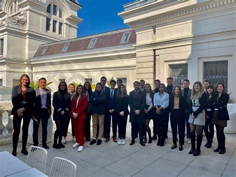 Visite De Pwc Lyon Droit Et Ingénierie Financière Master Lyon 3