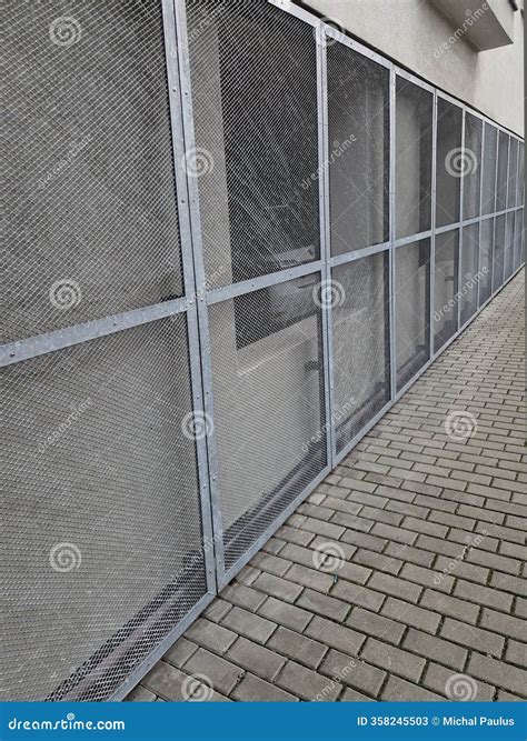 Steel Cladding Of A Building With A Expanded Metal Lattice Structure
