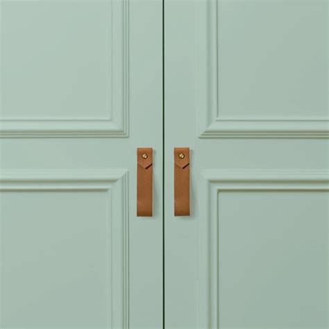 Closet Door Handles The Ultimate Guide To Choosing Installing And Upgrading Wave Sold
