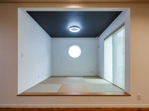 風情感じる丸窓のある和室と隠し扉が特徴的なお家 の施工事例 秋田 大館 横手 大曲の注文住宅新築一戸建てならマスターピース