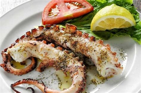 Ορεκτικά κρύα Μεζεδοπωλείο Ουζερί Κοράλλι Καλλιθέα