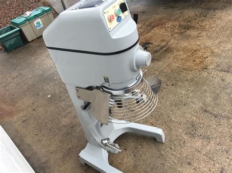 Globe Sp30 Mixer 289318 For Sale Used N A