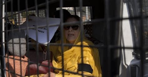 Farooq Abdullahs Sister Daughter Among Women Detained In Srinagar