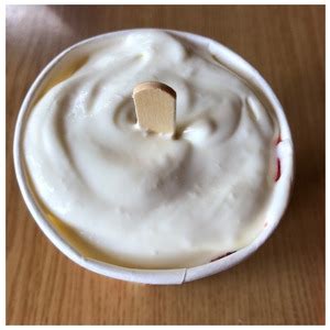 Сливочное мороженое с грецким орехом – кулинарный рецепт