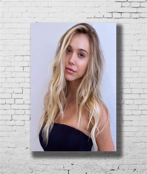 Sexy Alexis Telegraph