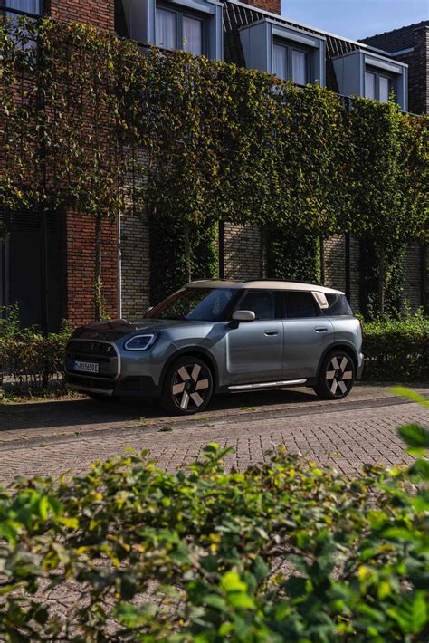 Mini Countryman Se U25 Mehr Fotos Vom 313 Ps Elektro Suv