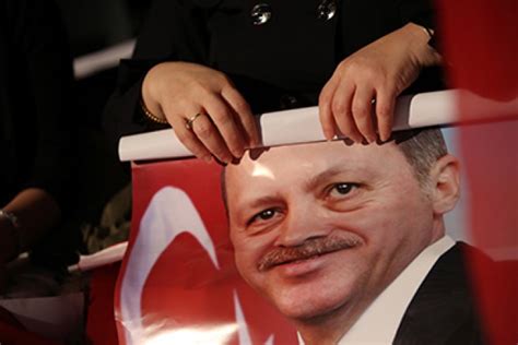 Turquie Erdogan trahi par une conversation téléphonique Le Courrier