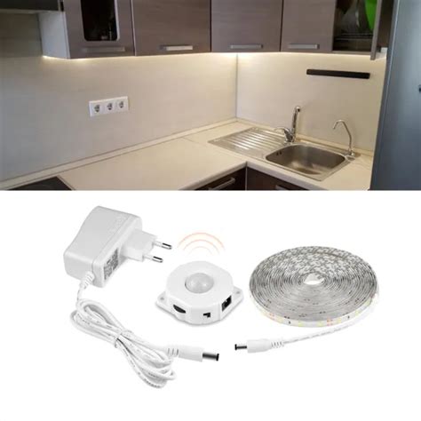 Tanpa Wayar Pir Sensor Gerakan Dapur Cahaya Jalur Led DC12V Eu Us Lampu