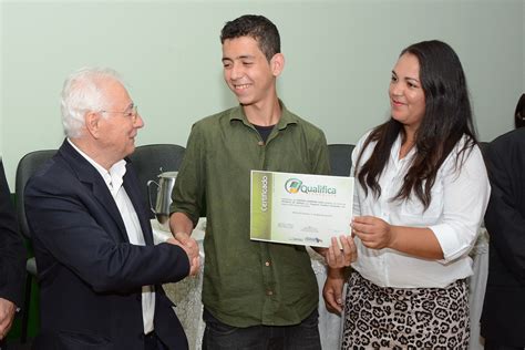 Educação Qualifica Conquista Certifica Mais De 140 Alunos Blog Do