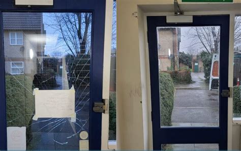 Replace Reinforced Glass In An Emergency Exit Door At A Babe In Enfield LN Glazing