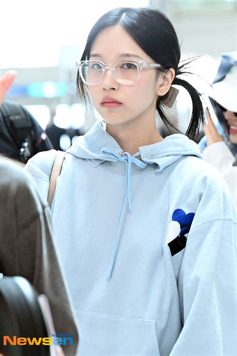 트와이스 미나 ‘새침한 눈맞춤 포토엔hd