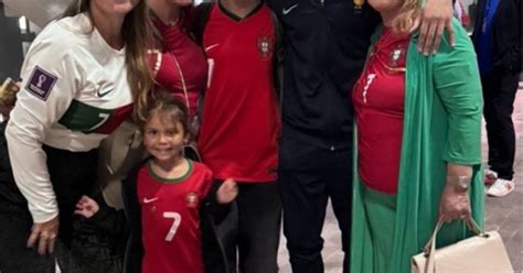 호날두 가족이라도 이건 못 참지 음바페와 기념샷 어머니에 누나 아이들까지 다 모였다