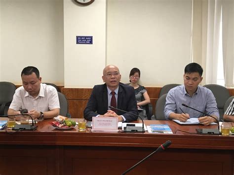 ទស្សនកិច្ច សិក្សា និង ជួប ពិភាក្សា ការងារ ជាមួយ ស្ថាប័ន រដ្ឋ និង ឯកជន នៅ ប្រទេស វៀណាម