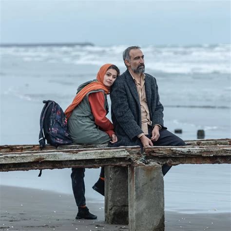 عاشقانه ی پردیس احمدیه و آقا نعیم پوست شیر در اینستاگرام