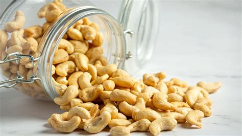 क्या काजू खाने से कोलेस्ट्रॉल बढ़ता है Does Cashew Increase