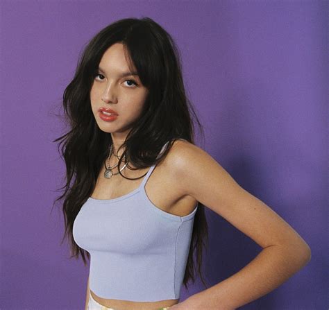 Giải mã Olivia Rodrigo và cơn sốt Drivers License