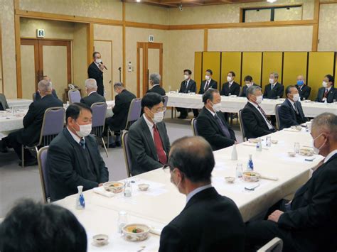 長野市で団体の皆様に挨拶、長野県行政書士会新年賀詞交歓会、三峰川沿岸土地改良区連合新年会に出席しました 宮下一郎 ブログサイト