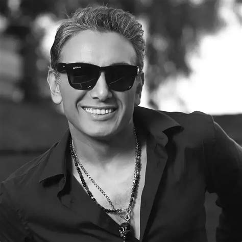 خانه وب سایت رسمی معین طاهری