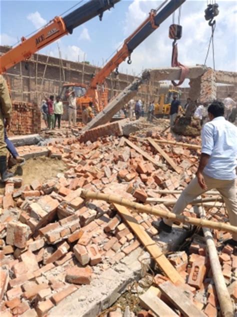 Five Dead Several Injured In Delhi Wall Collapse