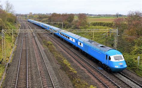 HST Blue Pullman 43046 Leads The Full Midland Pullman Set Flickr