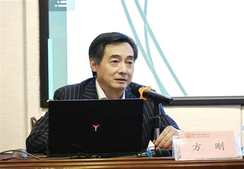 科技活动周专家做客清源讲堂讲述光刻机发展历史