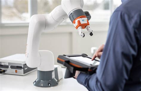 KUKA IiQKA OS Promises To Be Easy To Use The Robot Report