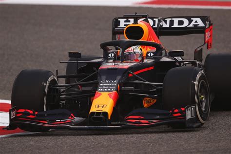 Verstappen Celebra Fato De Carro Da Rbr Ser “mais Previsível” Em 2021
