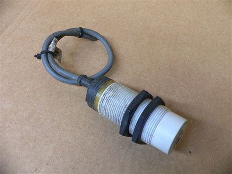 Carlo Gavazzi Ec3025tbapl Proximity Sensor Fen Industrial