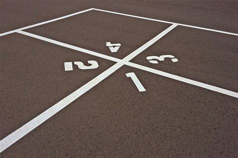 Four Square Board Game