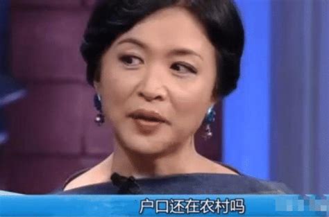 金星调侃赵丽颖：户口还在农村吗？颖宝淡定回复3字，尽显高情商