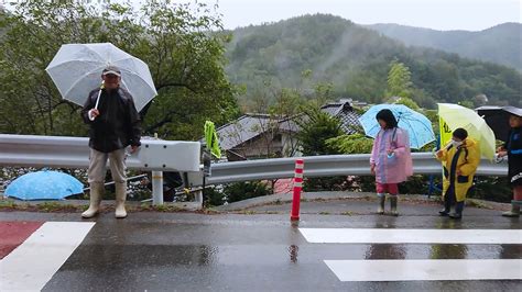 交通安全ボランティア いつもありがとうございます 伊那市立新山小学校