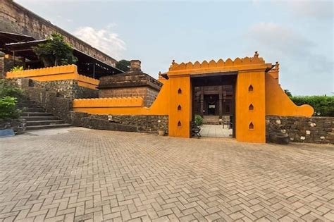 Fort JadhavGADH A GADH Heritage Hotel Sasvad Reviews Photos Offer