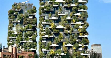 밀라노의 Bosco Verticale 주거용 고층 빌딩 · 무료 스톡 사진