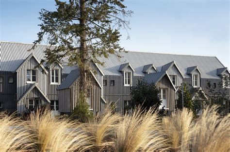Expérience Hôtelière Bois Des Chambres Patrick Bouchain Et Loïc Julienne