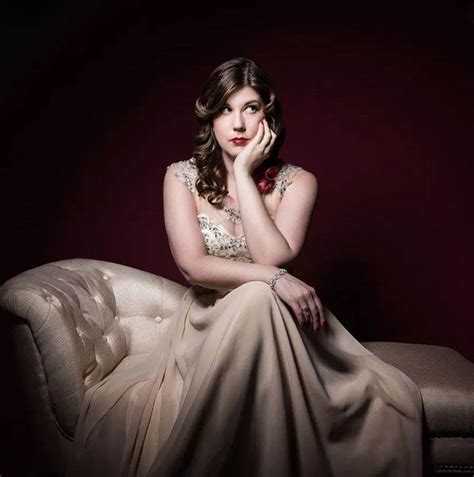 Estella Before Cruella Hello Cruel Heart Destined To Be A Disney Fan Favorite