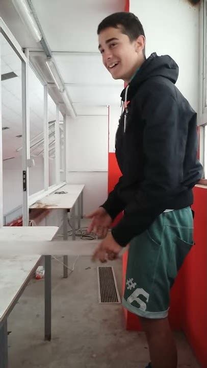 Στους αγωνες το μπασκετ του 5ου γυμνασιου κορυδαλλου αδερφος Youtube