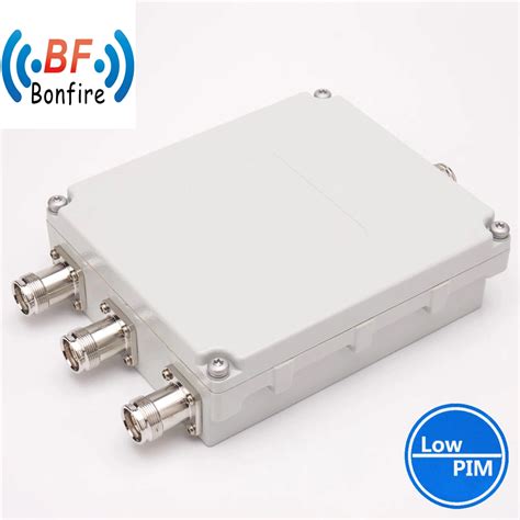 Rf Combiner 380 2700mhz Rf Triplexer Triple Band Combiner 4 3 10 Female Type Rf Triplexer And