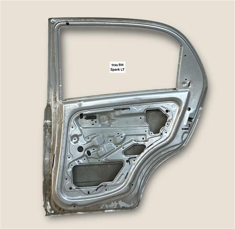 Puerta Trasera Derecha Chevrolet Spark LT Puertas De Autos