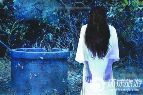 贞子 电视机贞子爬出电视贞子从电视里爬出来大山谷图库