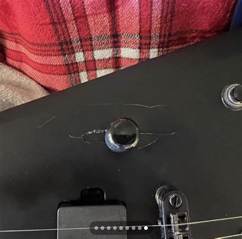 Ltd Arrow Black Metal Pick Guard Respguitars