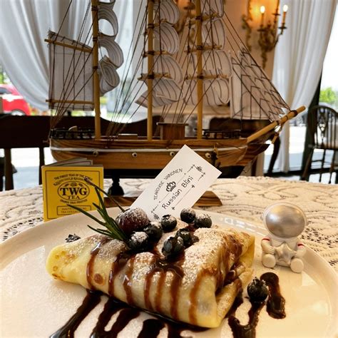 바이노넨 6월11일화부로 러시아 전통 팬케이크 블리니가 출시되었습니다 🥞 러시아 현지에서 전수 받은 본토의 맛을 그대로 재현한 부드러운 블리니 맛보러 오세요