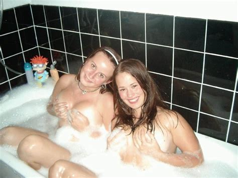 Bubble Bath Babes Porn Pic Eporner