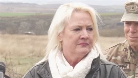 Агелер за посетата на Нефју Тој не е тука да открива имиња за црната листа