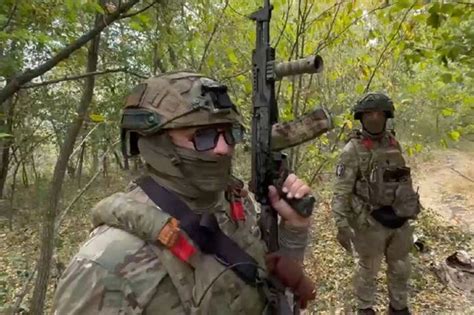 俄媒發佈庫爾斯克最新戰況：近千名烏軍被完全包圍 新浪香港