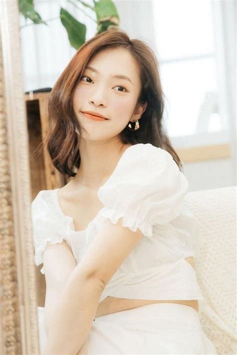 Hot Girl 7 Thứ Tiếng Khánh Vy Hé Lộ 2 Chị Gái Xinh Giỏi Báo Kiến Thức