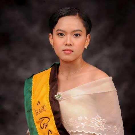 Danielle Flora Youtube