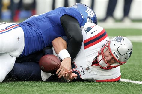 Bill Belichick Benches Mac Jones Again After Disastrous 2 Int First