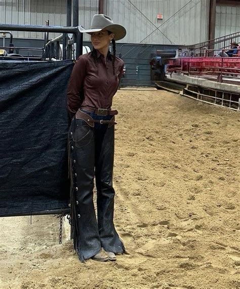 Pin By Jzmn On Famous Couple In 2024 Cowgirl Style Outfits Cowgirl